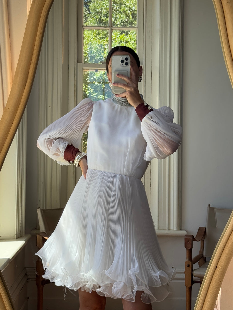 Vintage 70s Pleated Souffle Mini Dress White – Call Me The Breeze