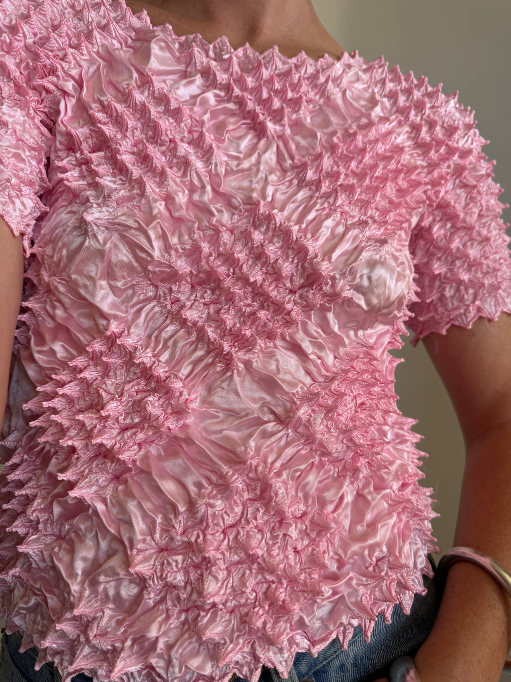 Vintages 90s Crinkle Stretch Top Candy Pink – Call Me The Breeze