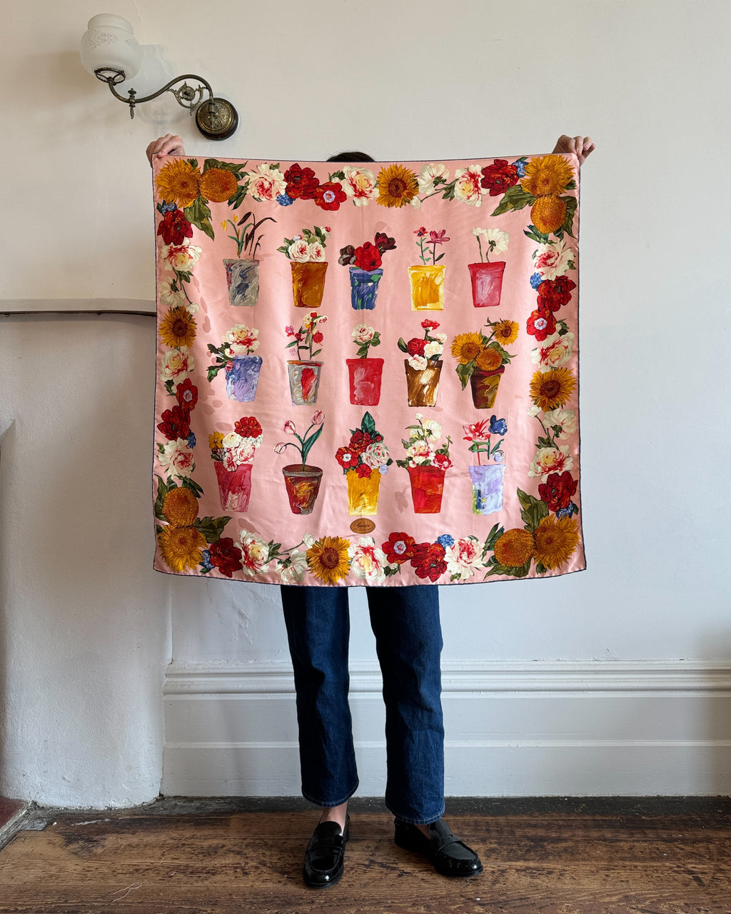 Vintage Gucci Flower Pot Pure Silk Scarf 90x90cm – Call Me The Breeze
